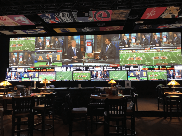 Watching Football in Las Vegas - TravelZork