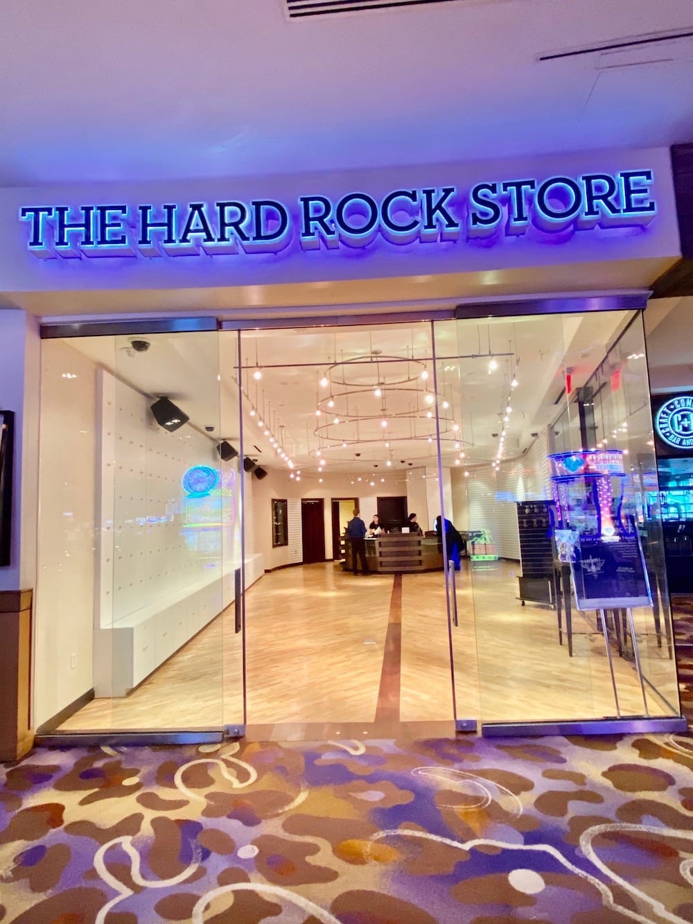 Saying Goodbye To The Hard Rock Hotel Las Vegas - TravelZork